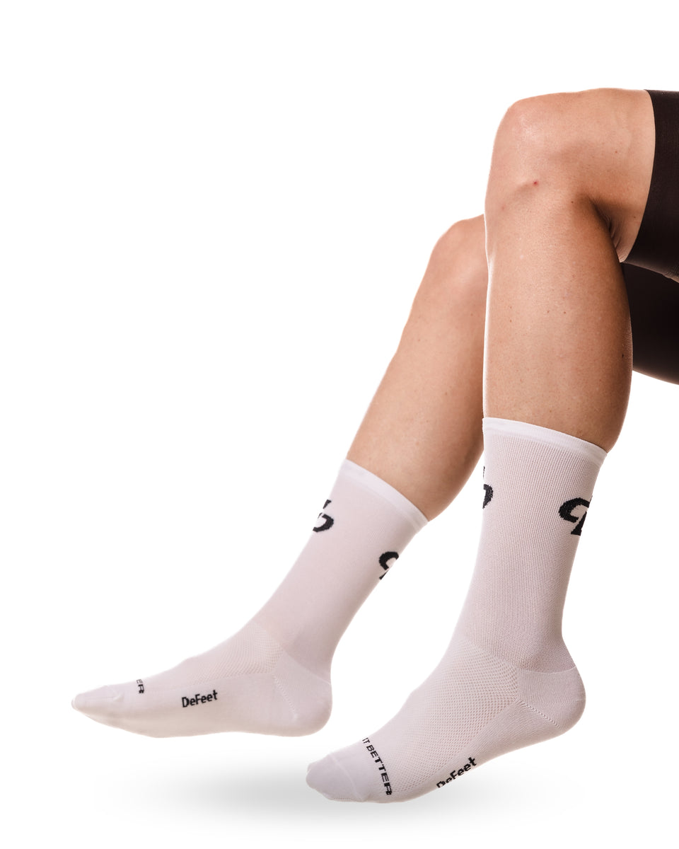 defeet aireator cycling socks. – dib sports